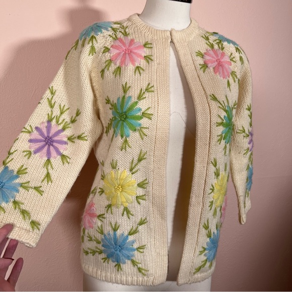 Vintage | Sweaters | Vintage 4 50 Retro Cottagecore Hand Embroidered ...